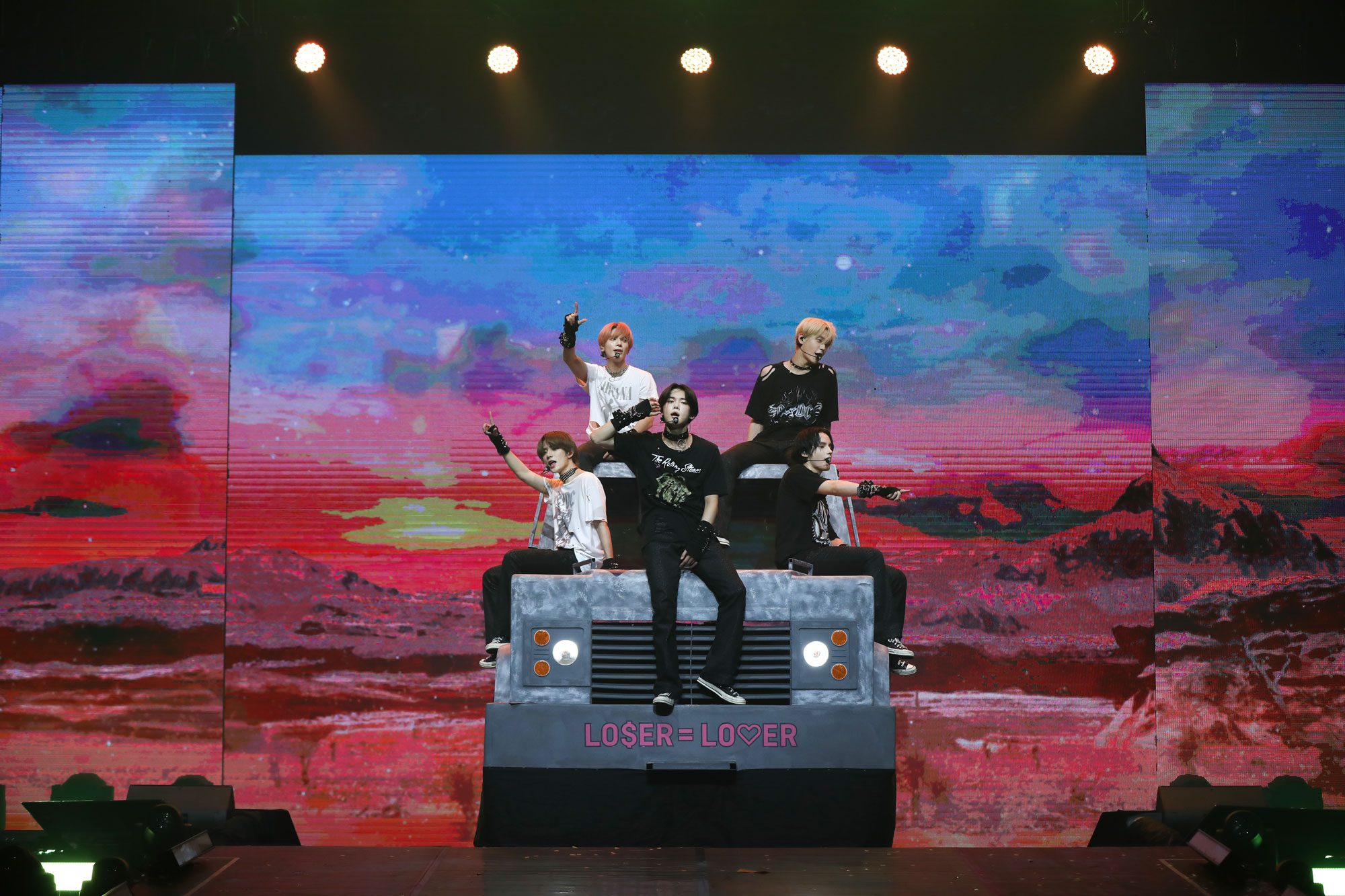 TOMORROW X TOGETHER Victoriously Wrapped Up Their First World Tour ...