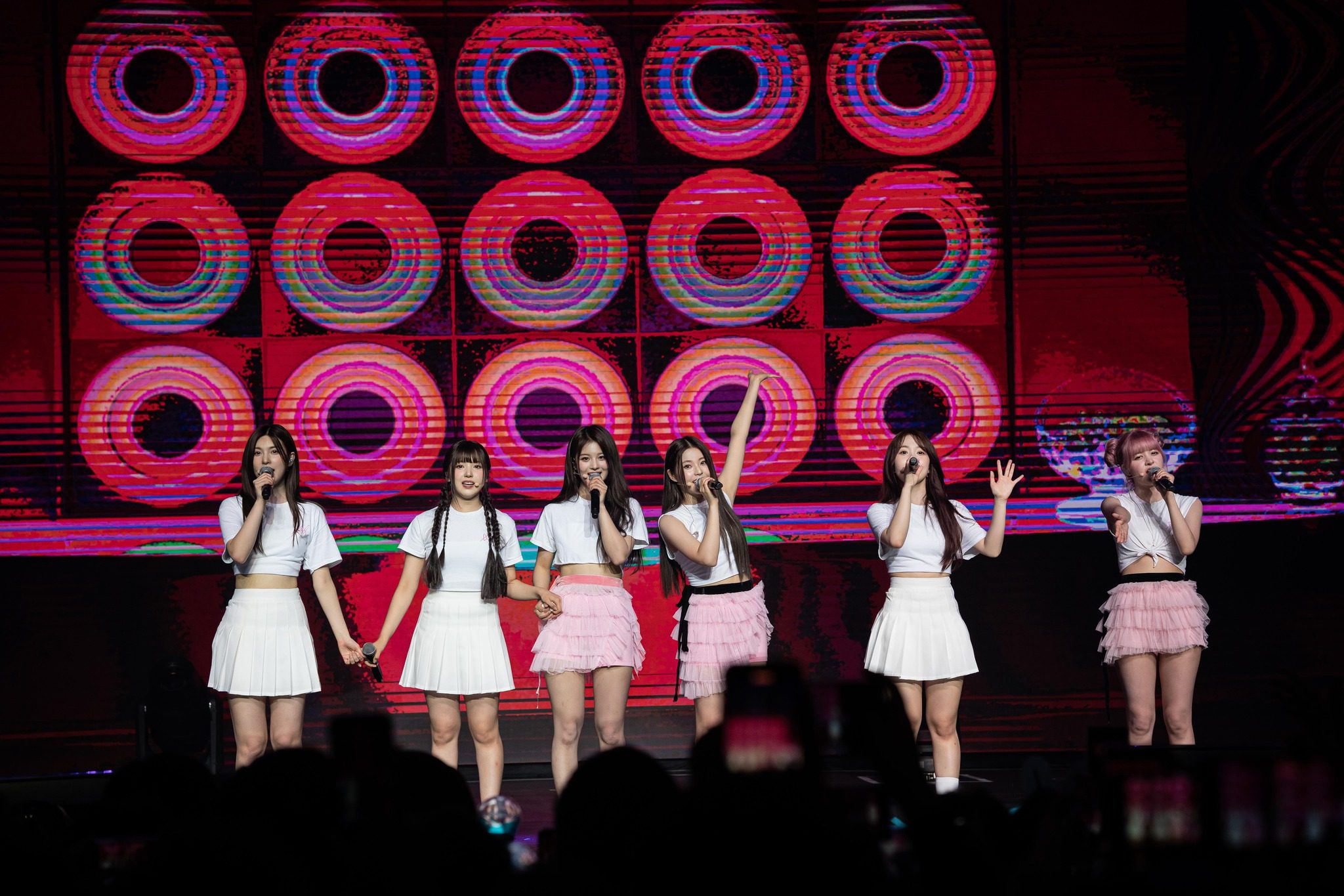 Nice to MIXX You: NMIXX Debuts on the Philippine Concert Stage ...