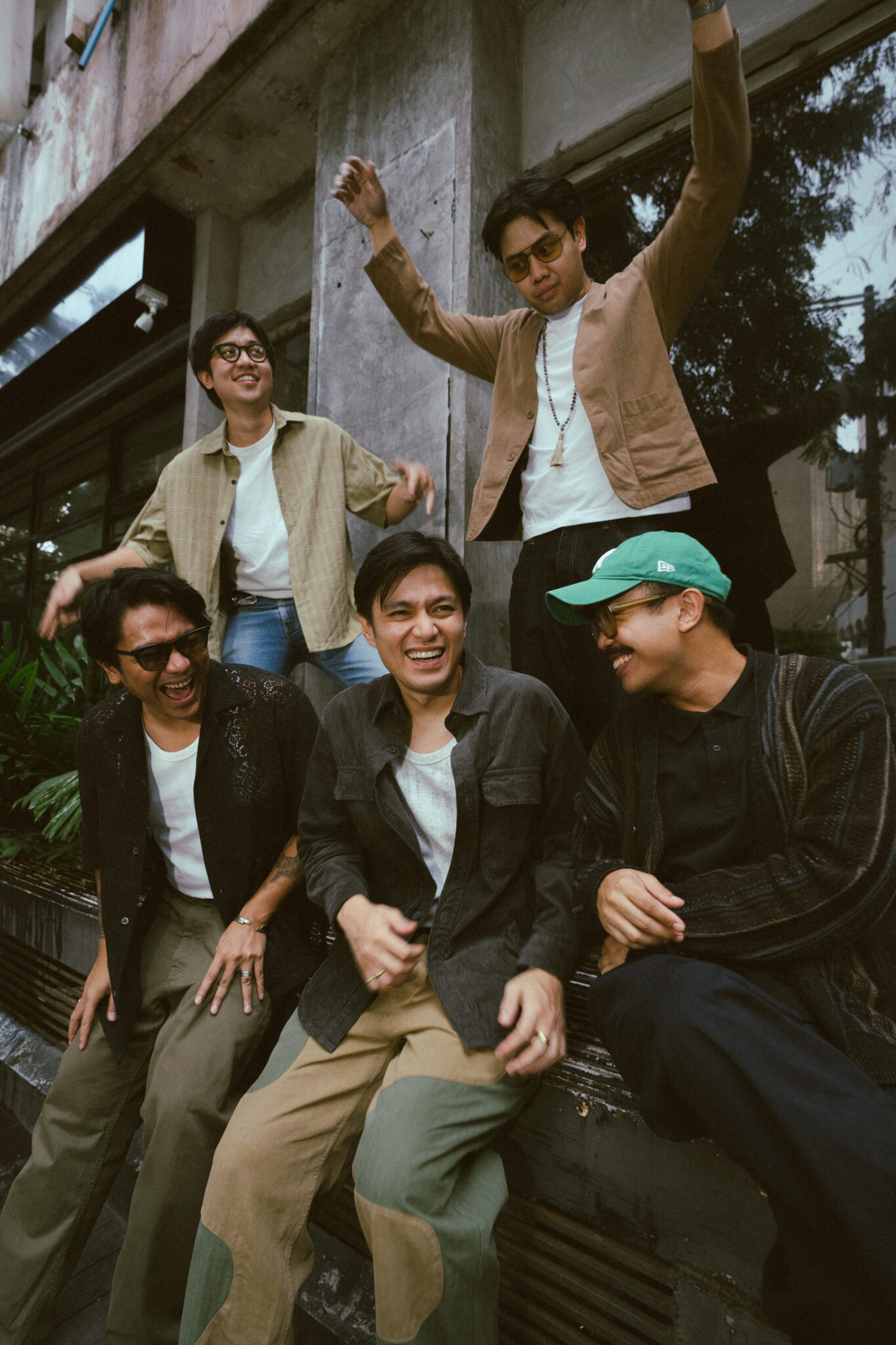 SOS comes to terms with love and loss on the emotional anthem “Please ...