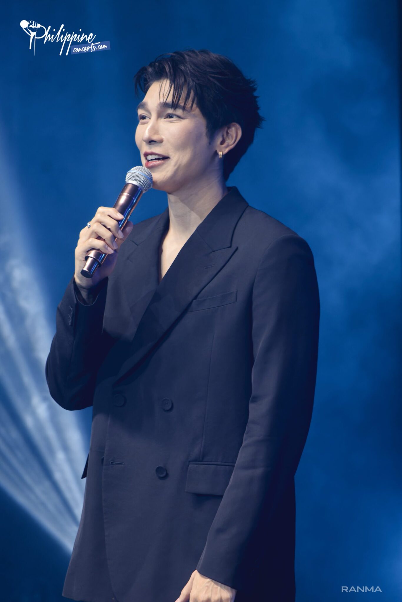 Mew Suppasit Charms Manila Once Again - Philippine Concerts